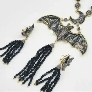 Heidi Daus | Jewelry | Heidi Daus Completely Batty Swarovski Crystal ...